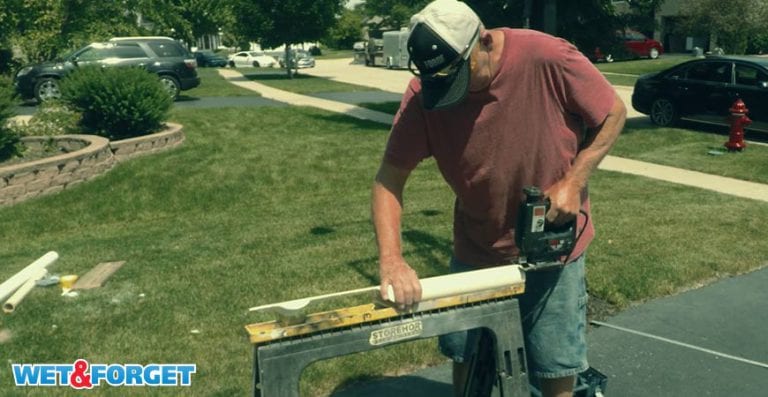 DIY PVC Bird - An Easy Yard Decoration Tutorial | Life's Dirty. Clean Easy.