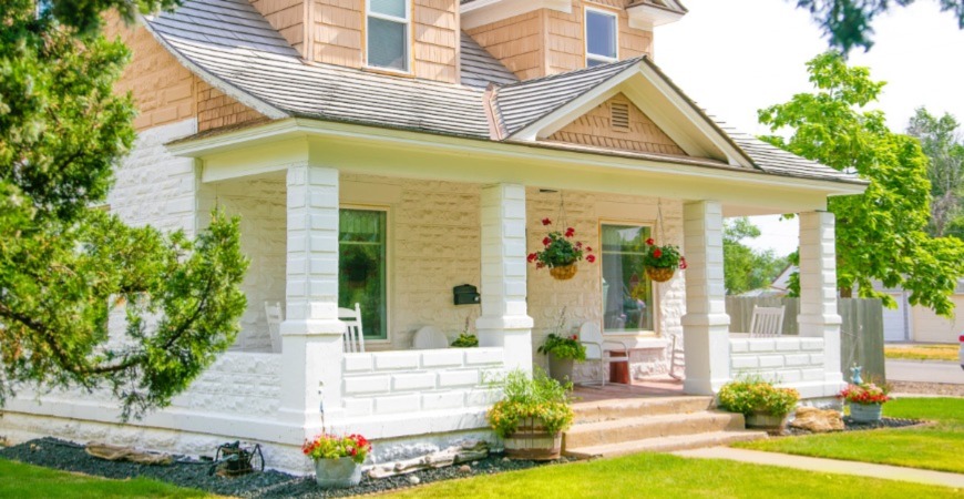 spruced up front porch | Life's Dirty. Clean Easy.